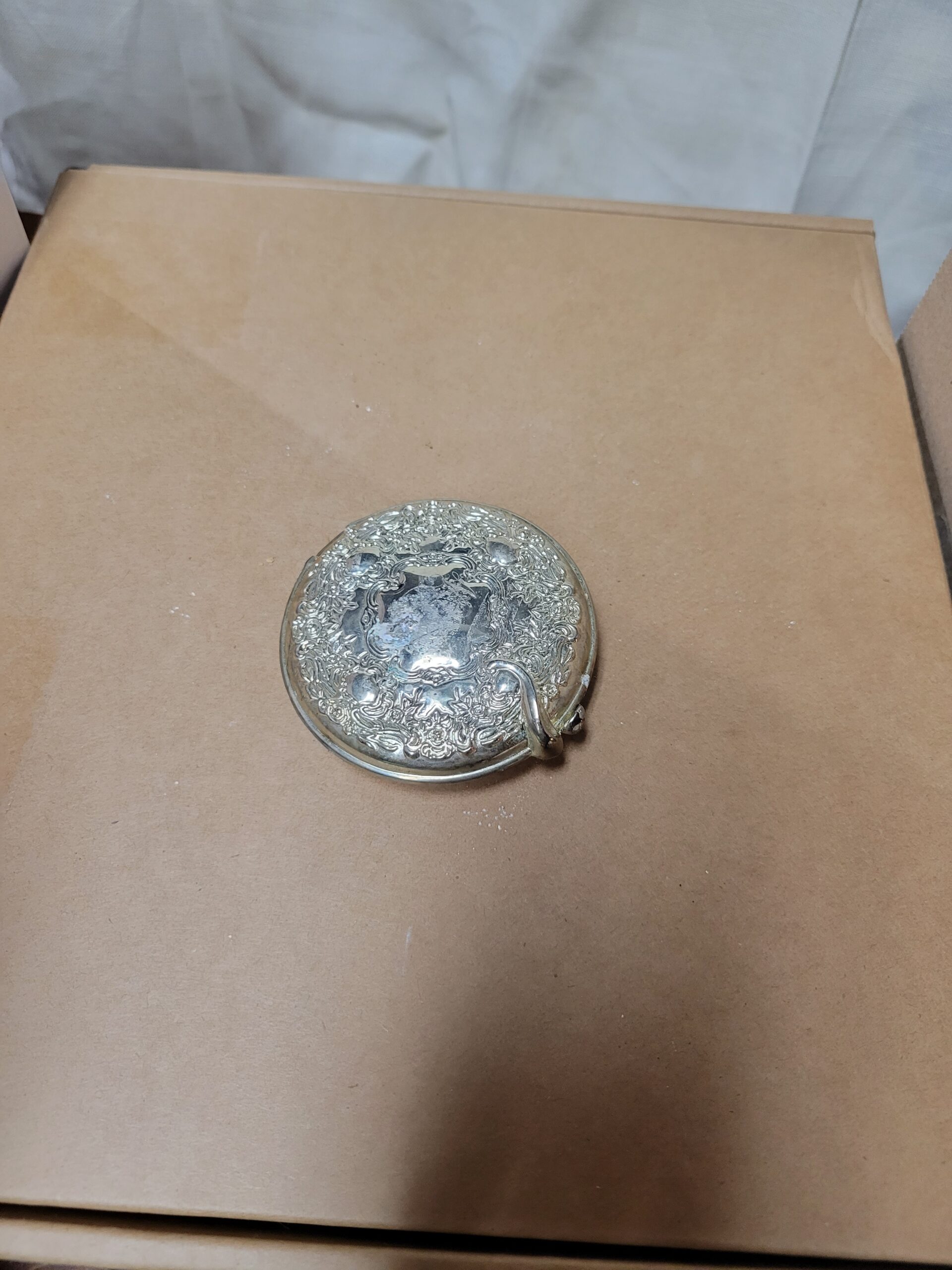 Vintage Silver Plated Ladies Powder Compact | Store800